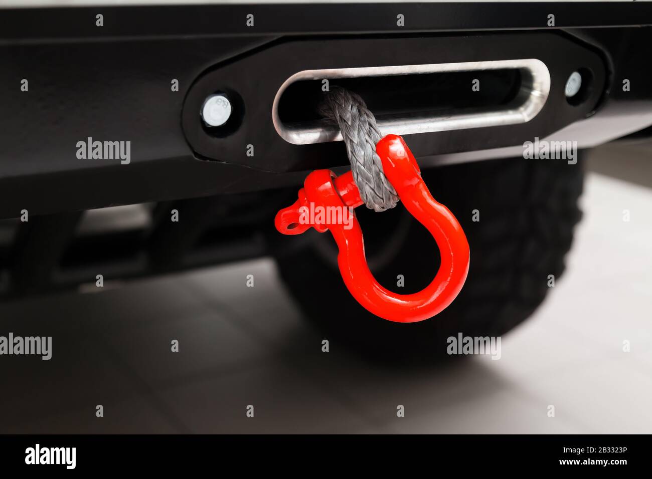 Car towing mechanism hi-res stock photography and images - Alamy