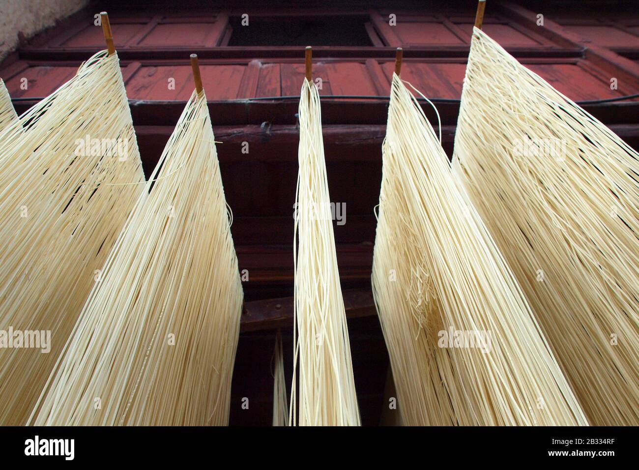 Drying rice noodle hi-res stock photography and images - Alamy