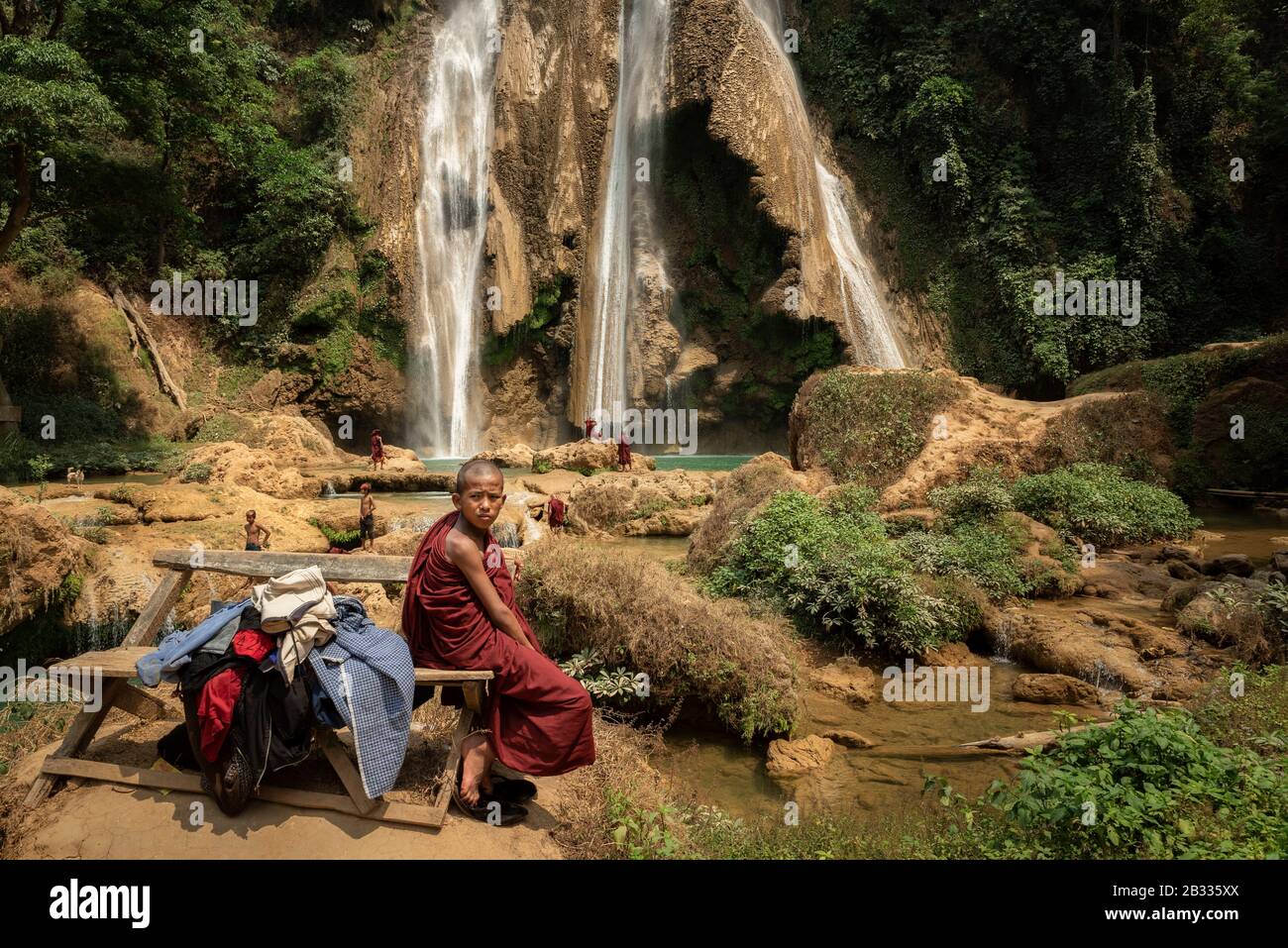 Dat taw gyaint cascada hi-res stock photography and images - Alamy