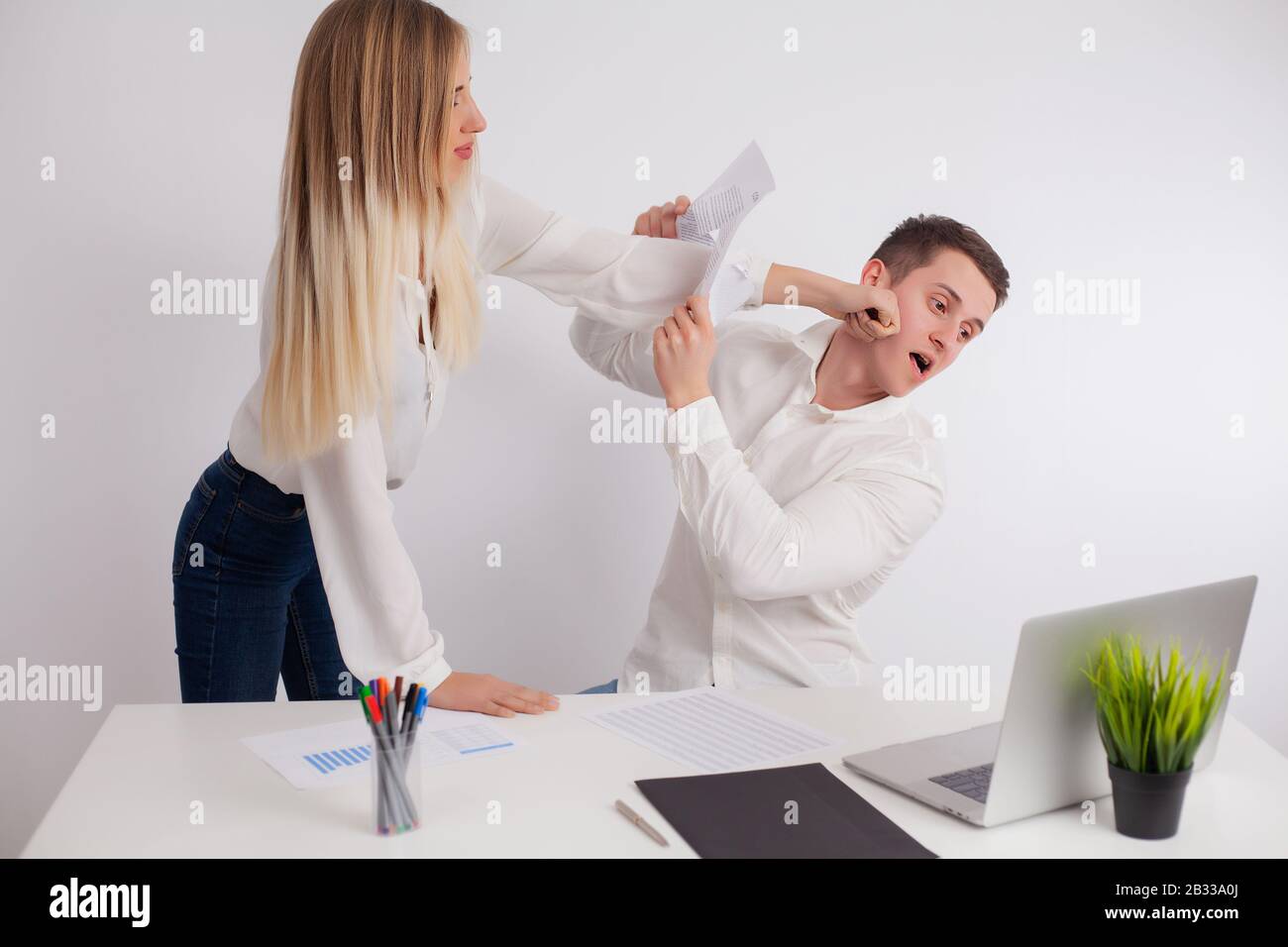 Angry customer salesman hi-res stock photography and images - Alamy