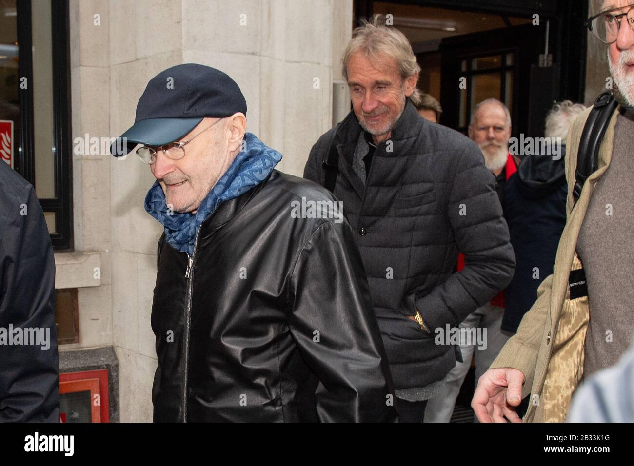 Mike rutherford genesis hi-res stock photography and images - Alamy