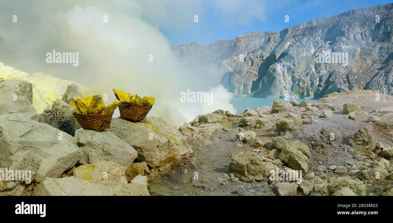 SMOKE OF SULFUR ON KAWAH IJEN VOLCANO IN JAVA ISLAND-INDONESIA Stock ...