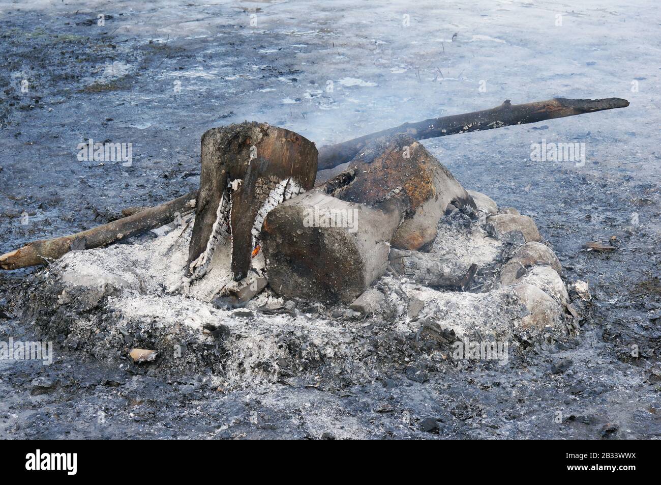 Pile of ash hi-res stock photography and images - Alamy