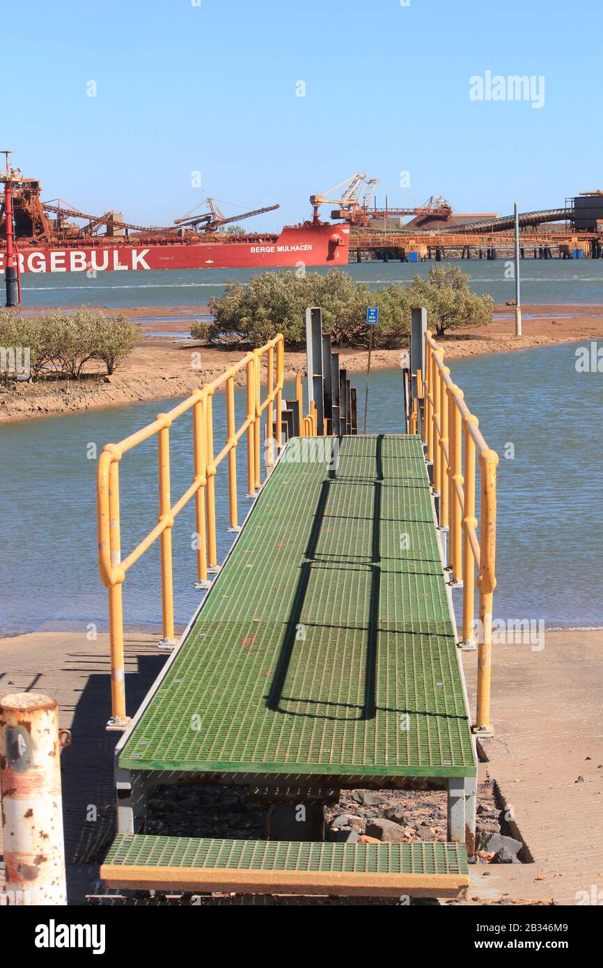 Ship ready to load at dock in Port Hedland, Western Australia Stock ...