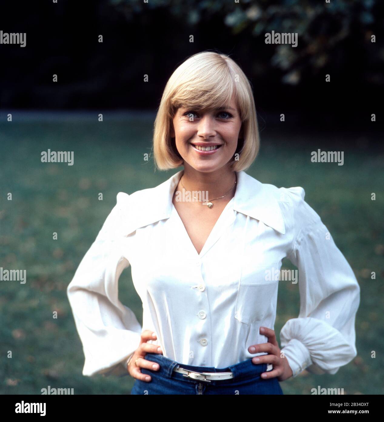 Fotoshooting der schwedischen Sängerin Siw Inger zum Cover für das Lied ...