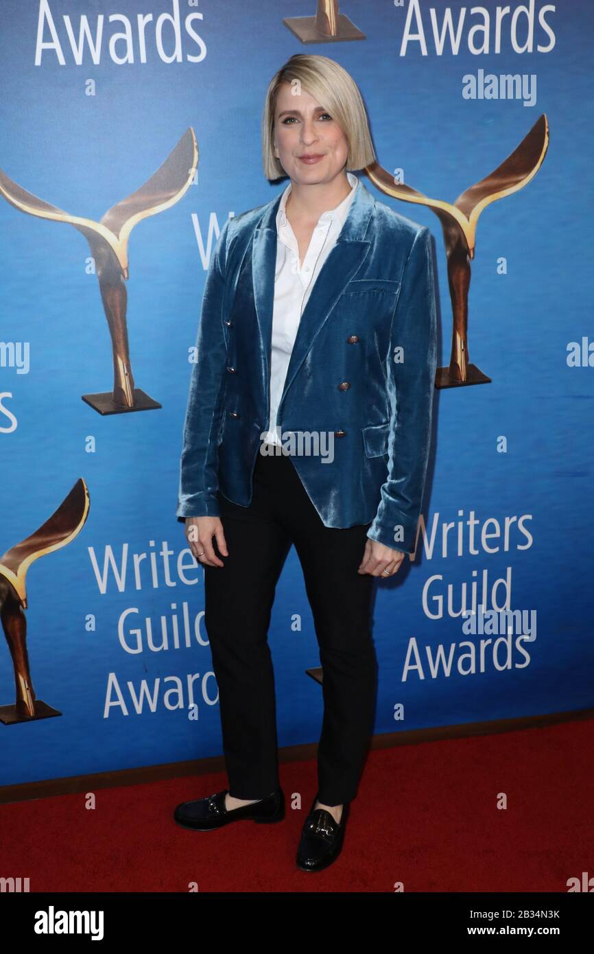 Writers Guild Awards 2020 - West Coast Ceremony Arrivals at the Beverly ...