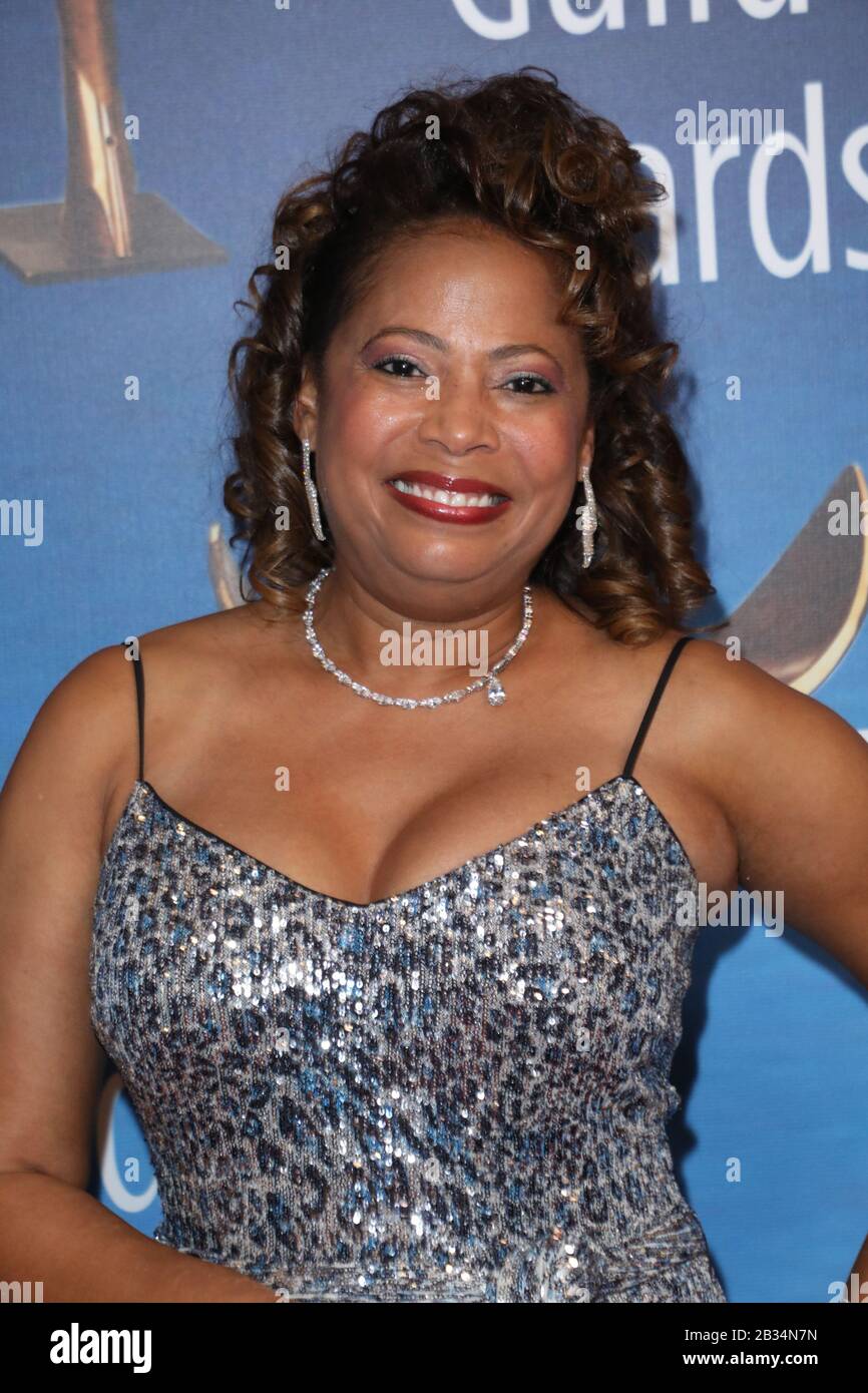 Writers Guild Awards 2020 - West Coast Ceremony Arrivals at the Beverly ...