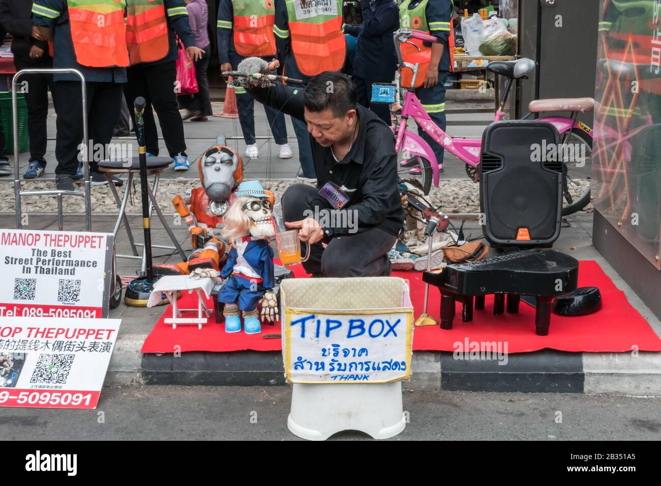 Bangkok,Thailand : Nov 2,2019 : A man can seen performing the Manop The ...