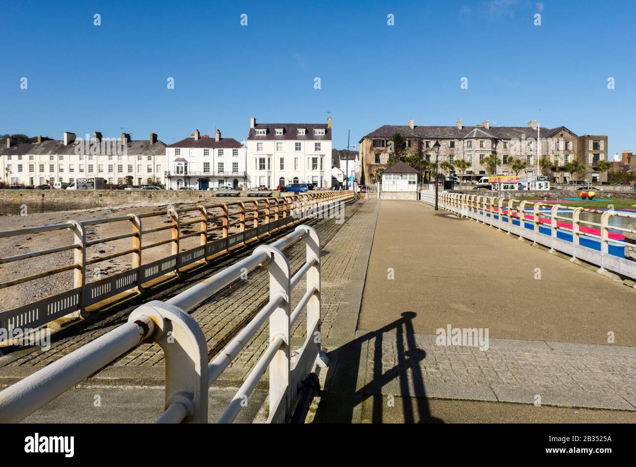 Anglesey coastal town hi-res stock photography and images - Alamy