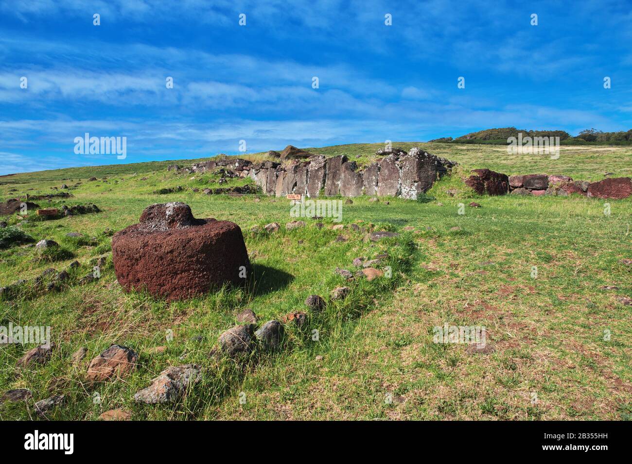 Rapa Nui. Ahu Vinapu park on Easter Island, Chile Stock Photo - Alamy