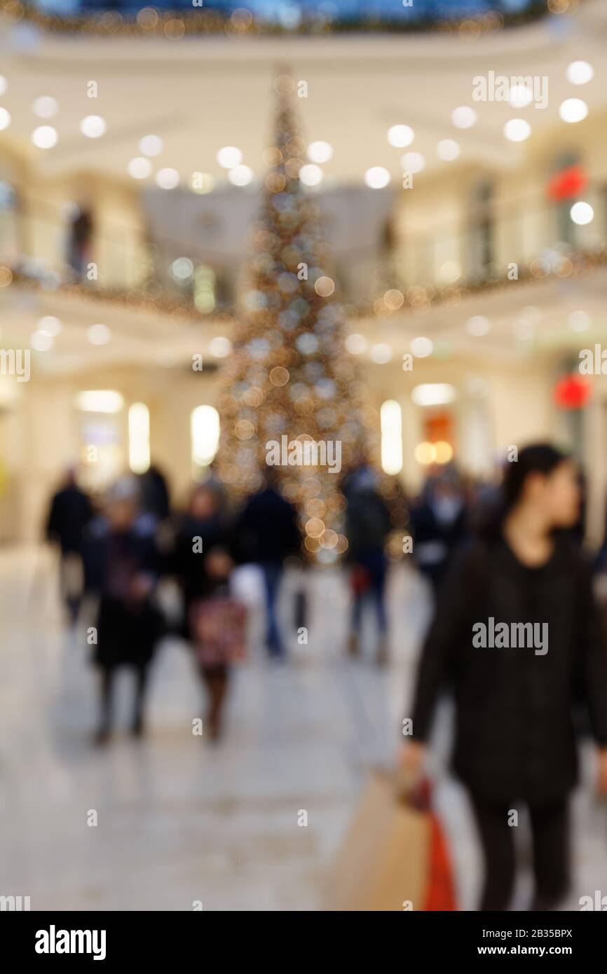 Shopping mall winter decoration hi-res stock photography and images - Alamy