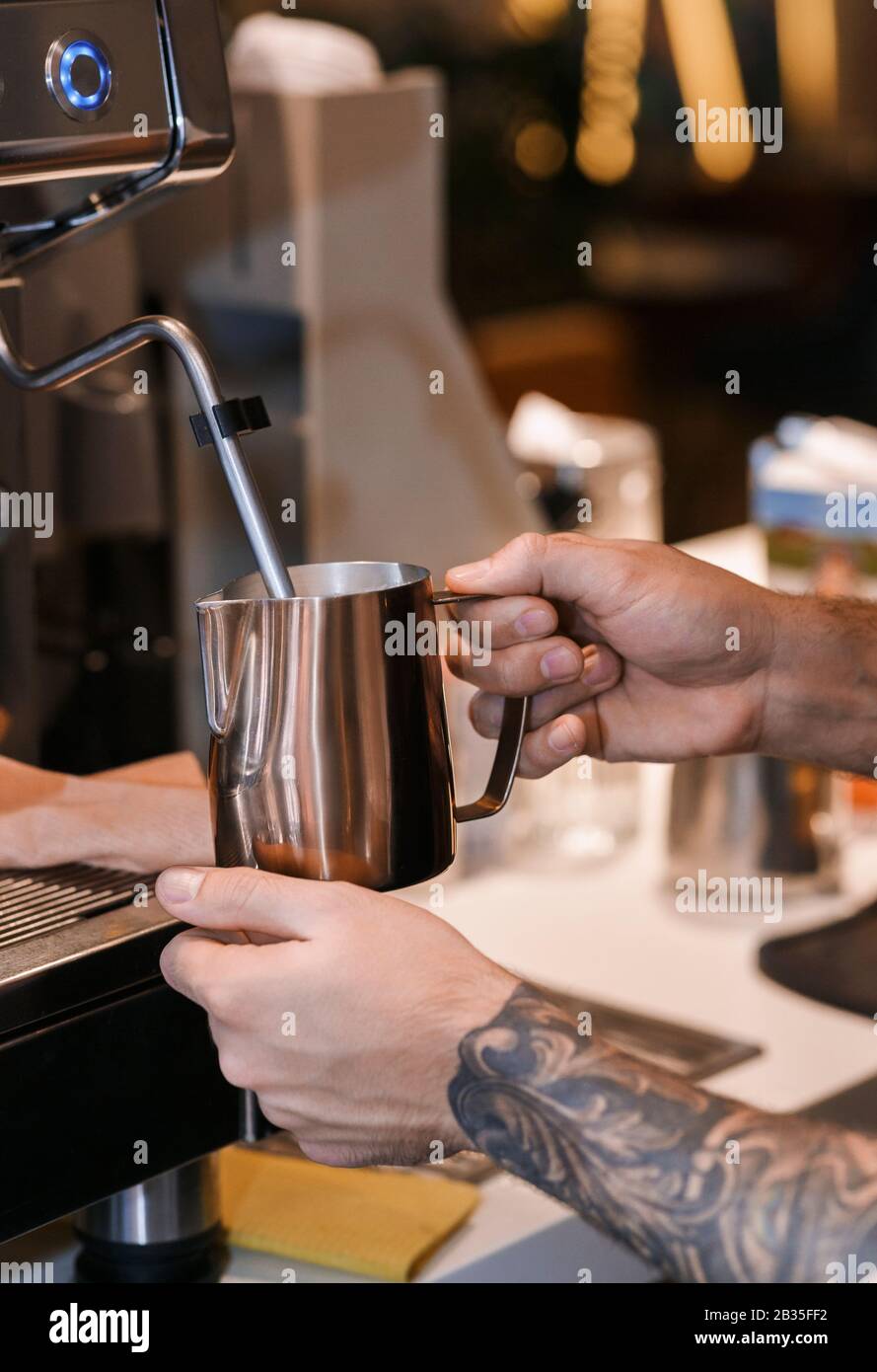 Using coffee machine hi-res stock photography and images - Alamy