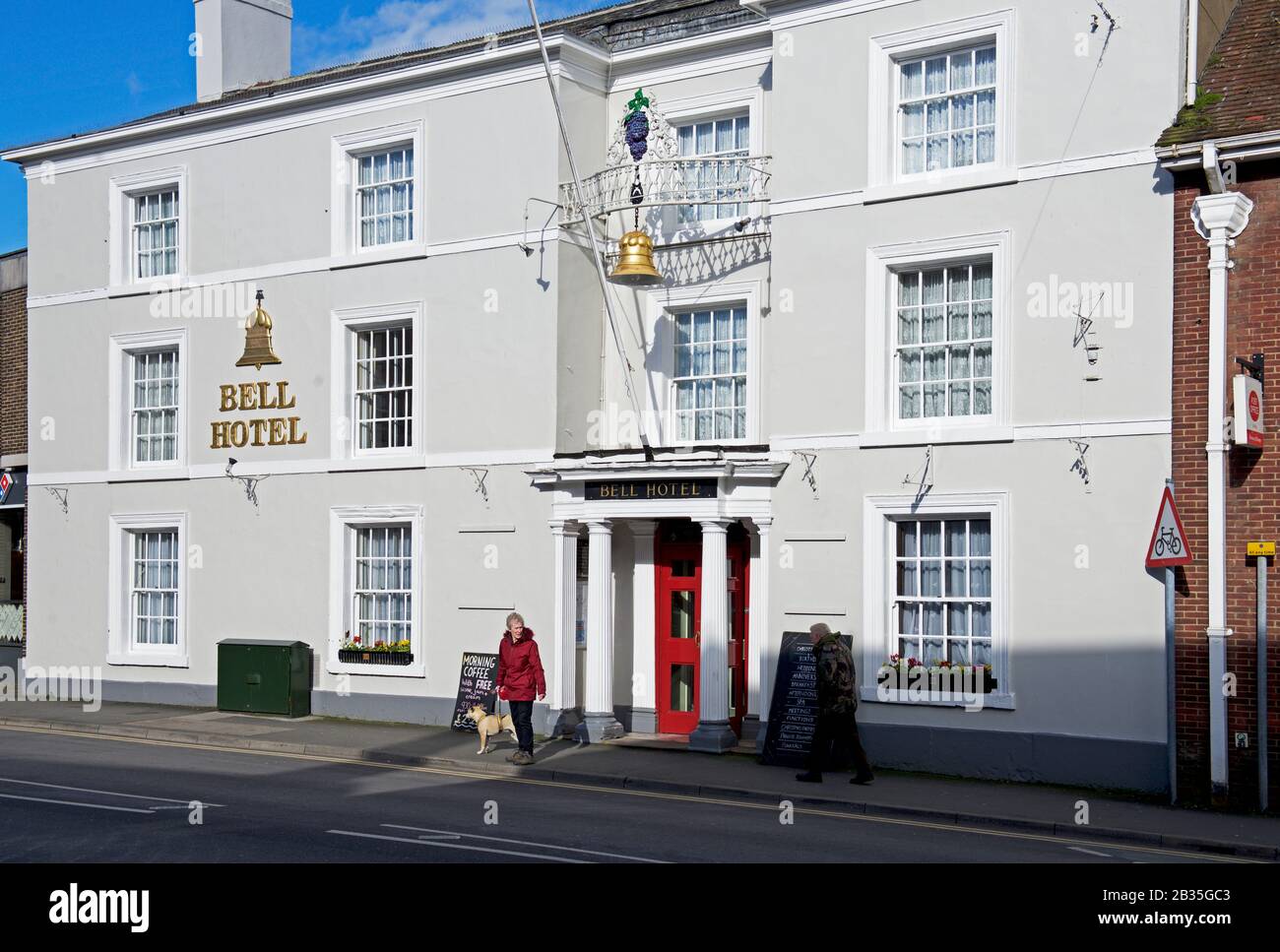 The bell hotel public house hi-res stock photography and images - Alamy