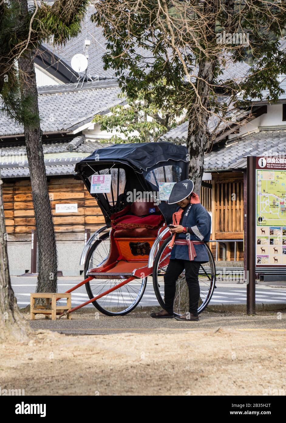 Jinrikisha rickshaw japan travel hi-res stock photography and images ...