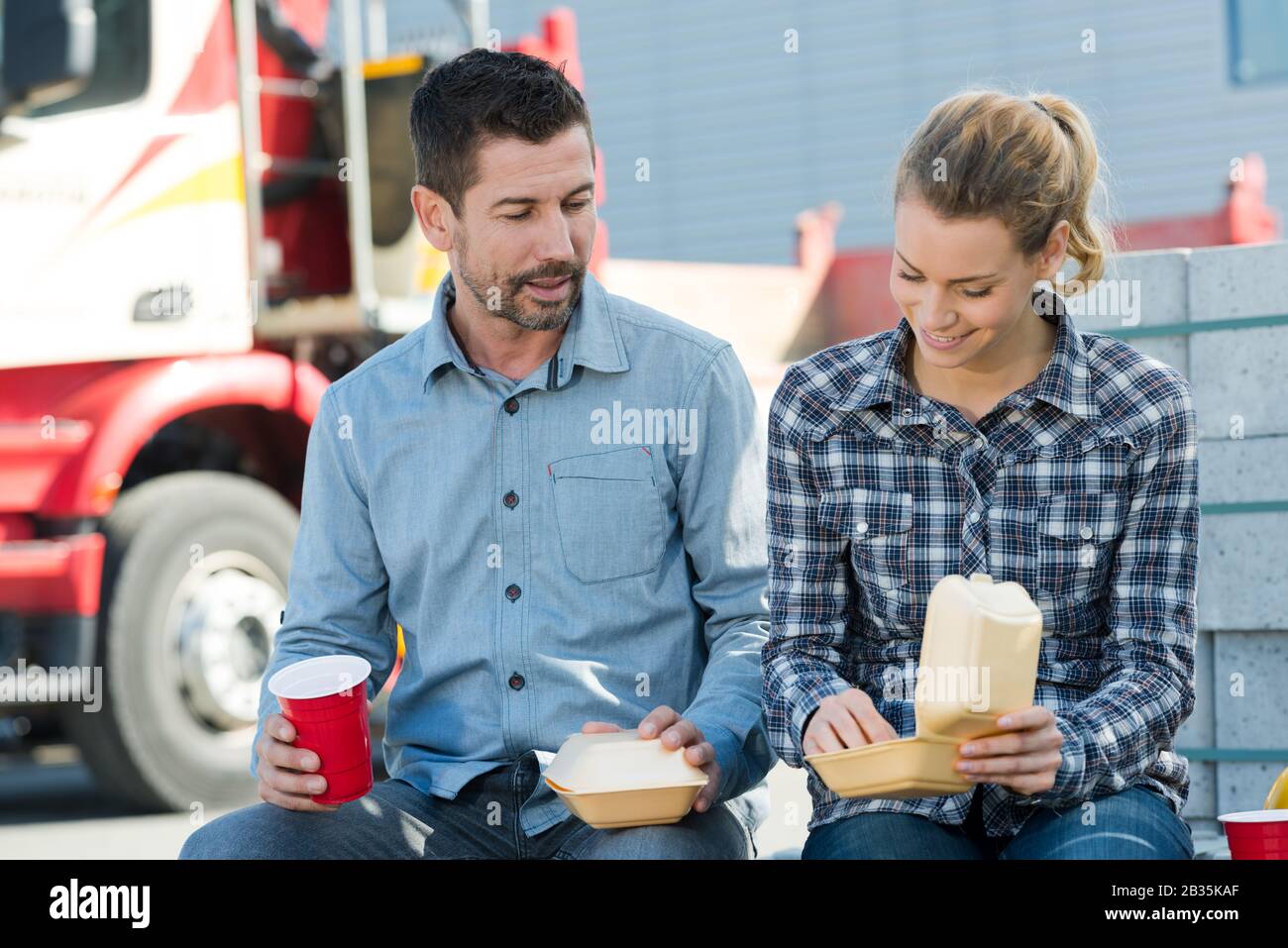 Car mechanic eating hi-res stock photography and images - Alamy