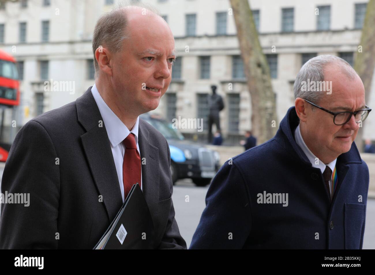 Sir patrick vallance chief hi-res stock photography and images - Alamy