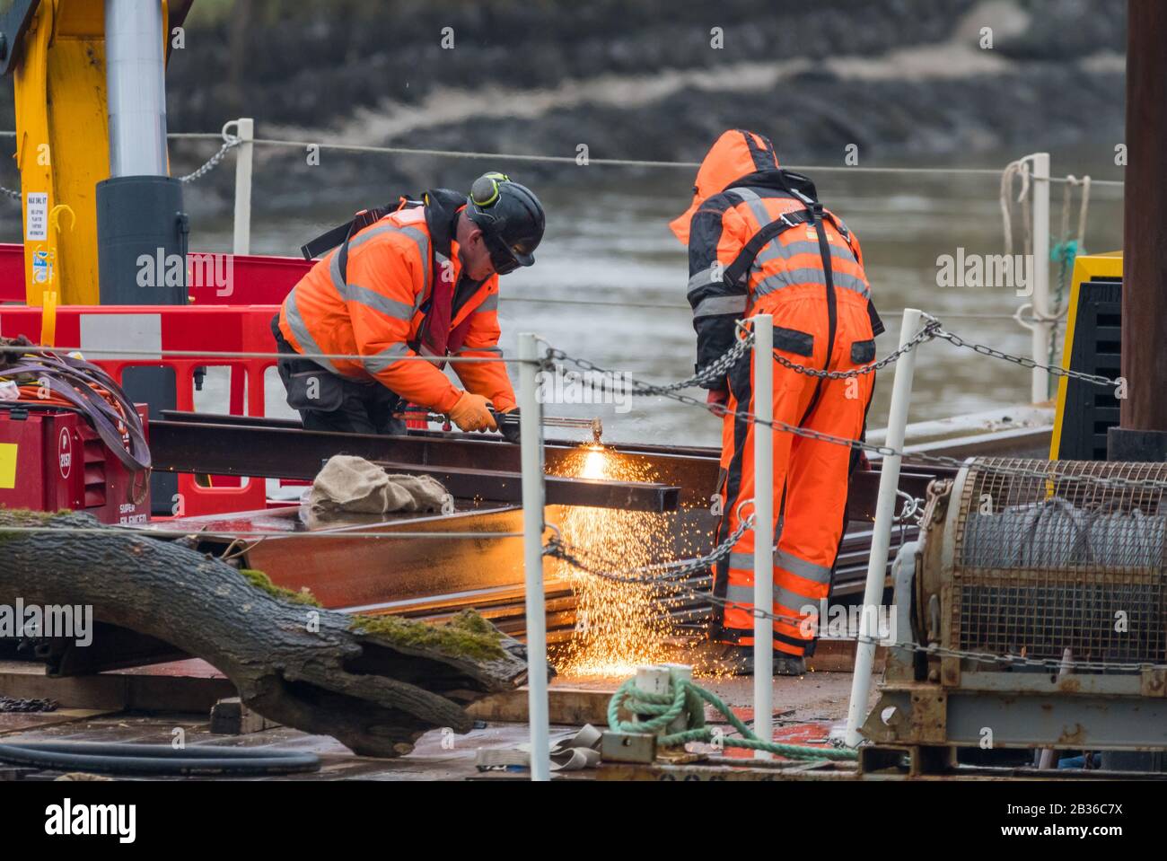 Oxy acetylene welding hi-res stock photography and images - Alamy