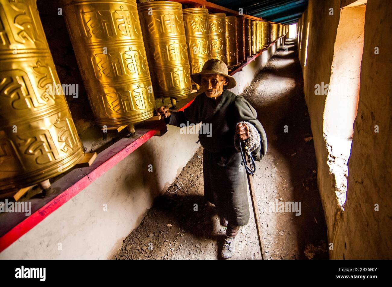 China, Qinghai, Tibet, Amdo, Darlak, Dari Stock Photo - Alamy