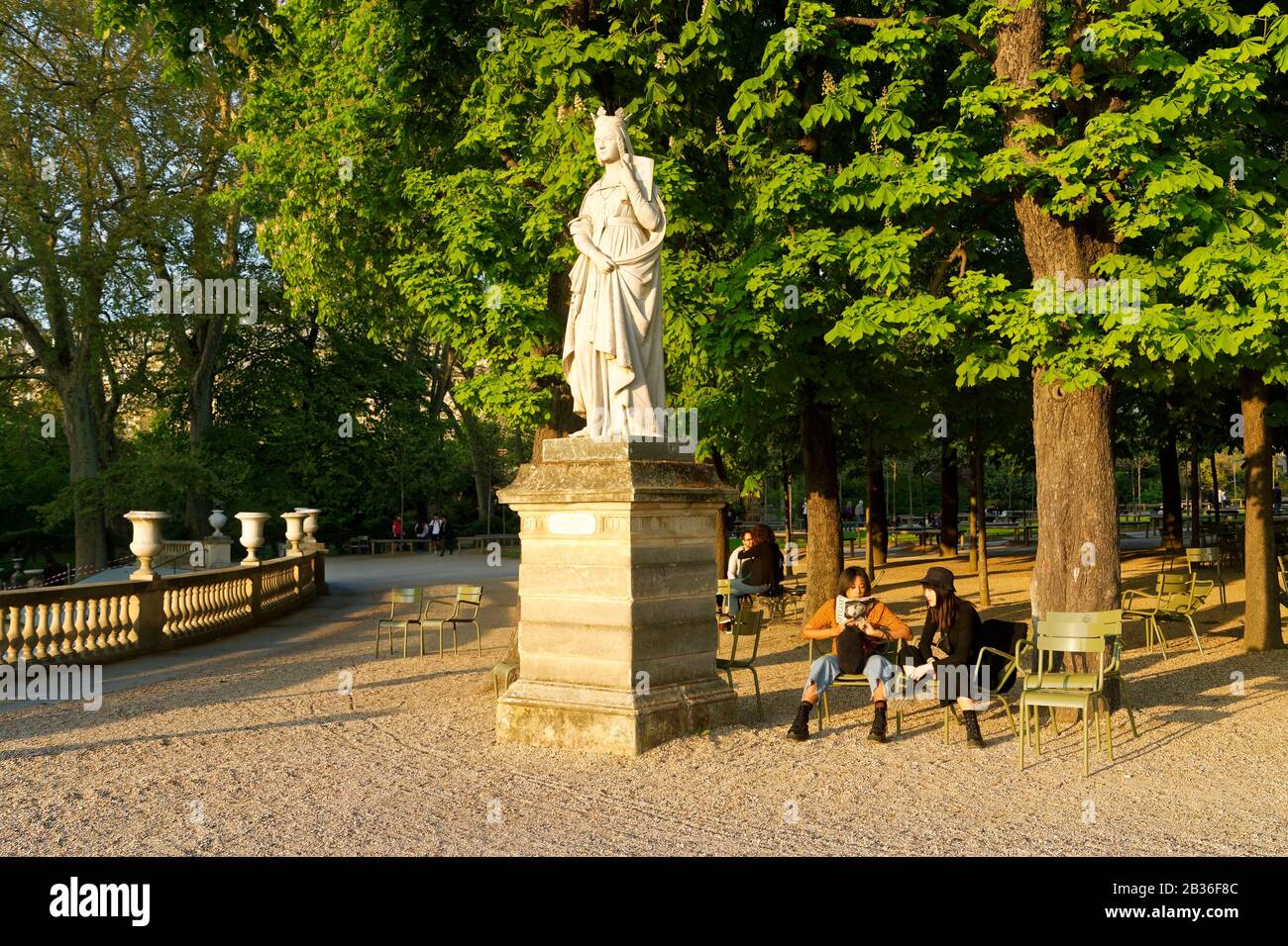 France, Paris, Odeon district, Luxembourg garden Stock Photo - Alamy