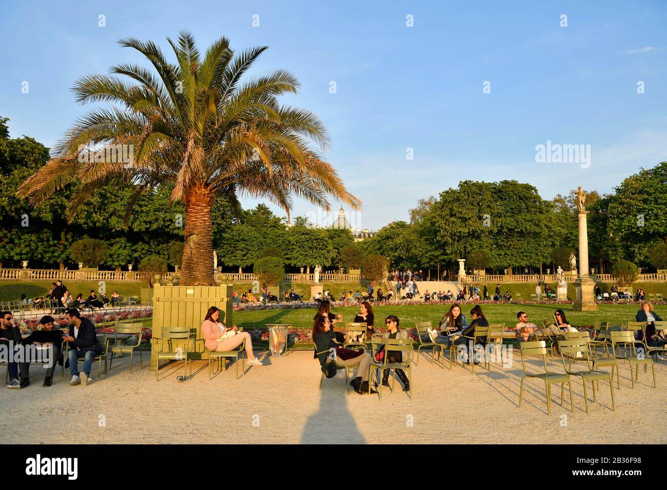 France, Paris, Odeon district, Luxembourg garden Stock Photo - Alamy