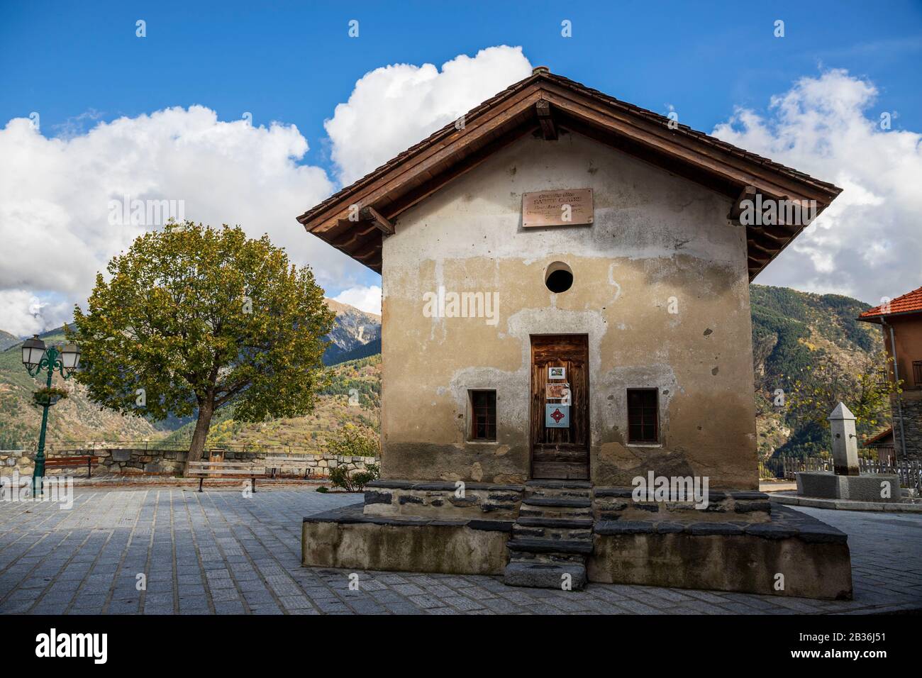 Venanson hi-res stock photography and images - Alamy