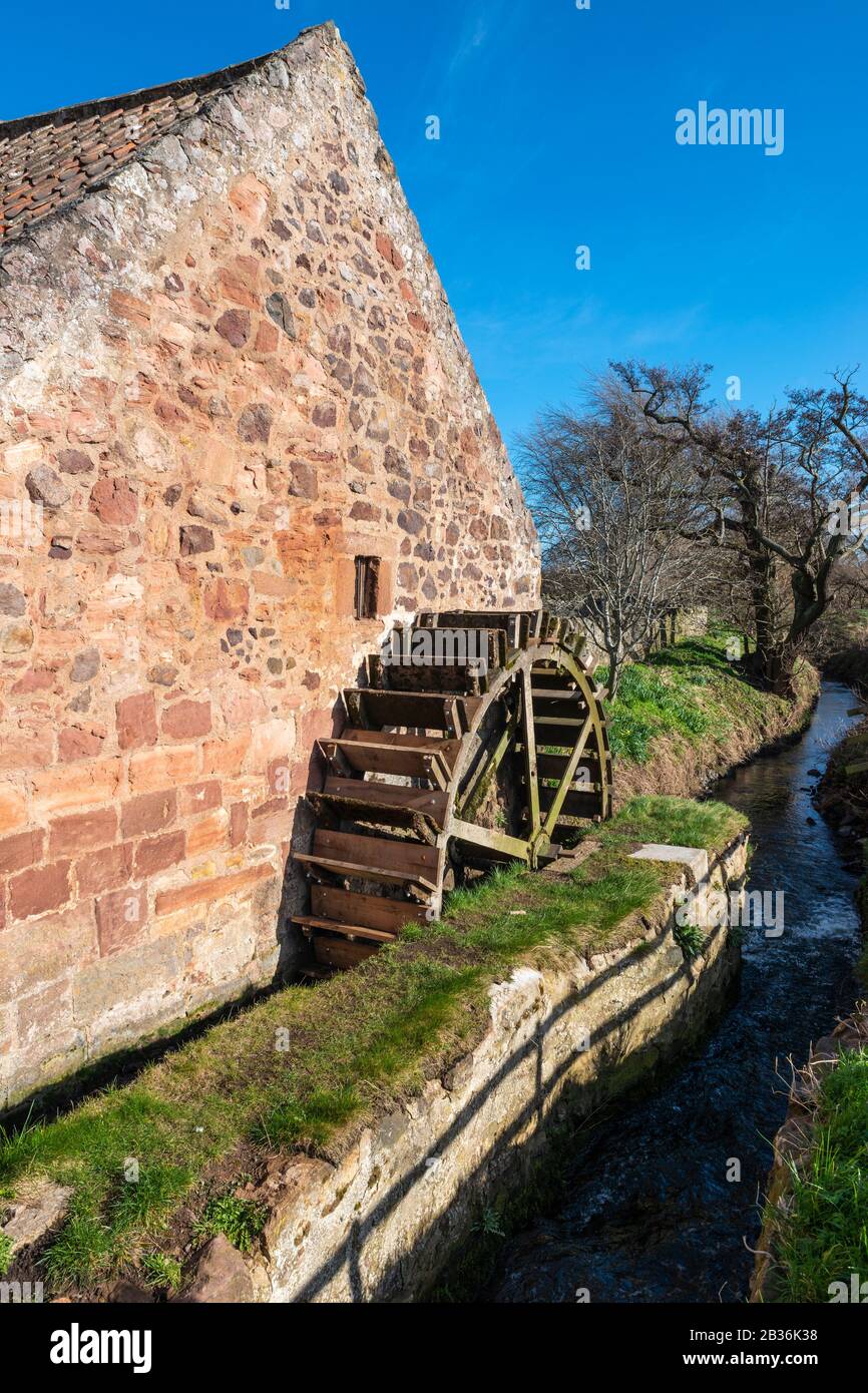 Wooden mill race hi-res stock photography and images - Alamy