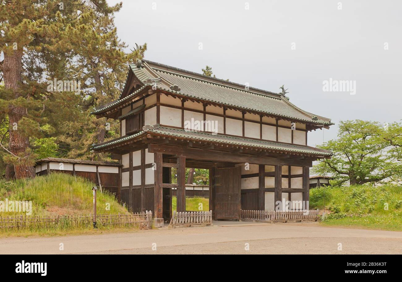 North (Kikkomon) Gate (circa 1611) of Hirosaki Castle. Important ...