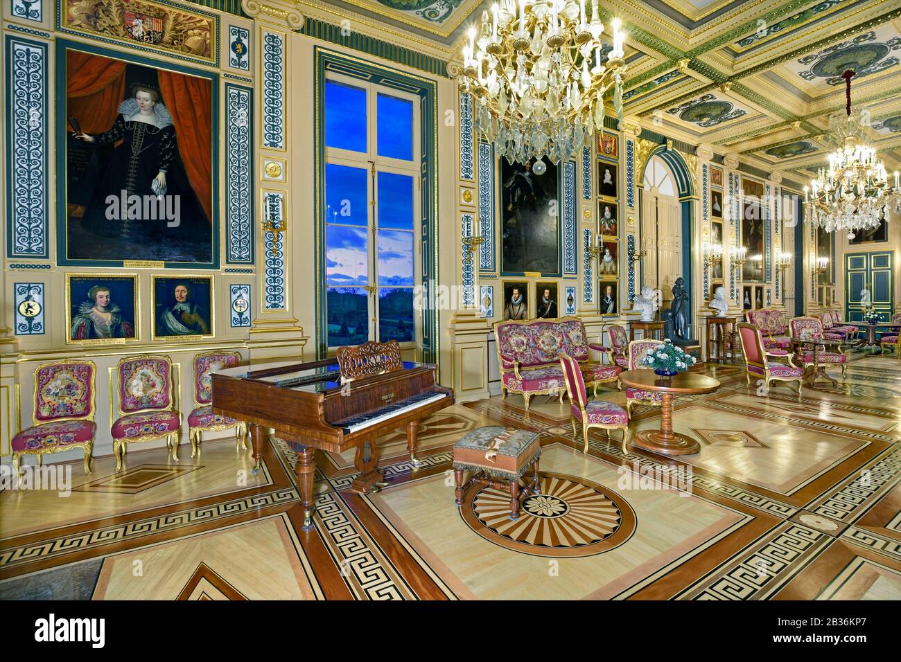 Guise castle hi-res stock photography and images - Alamy