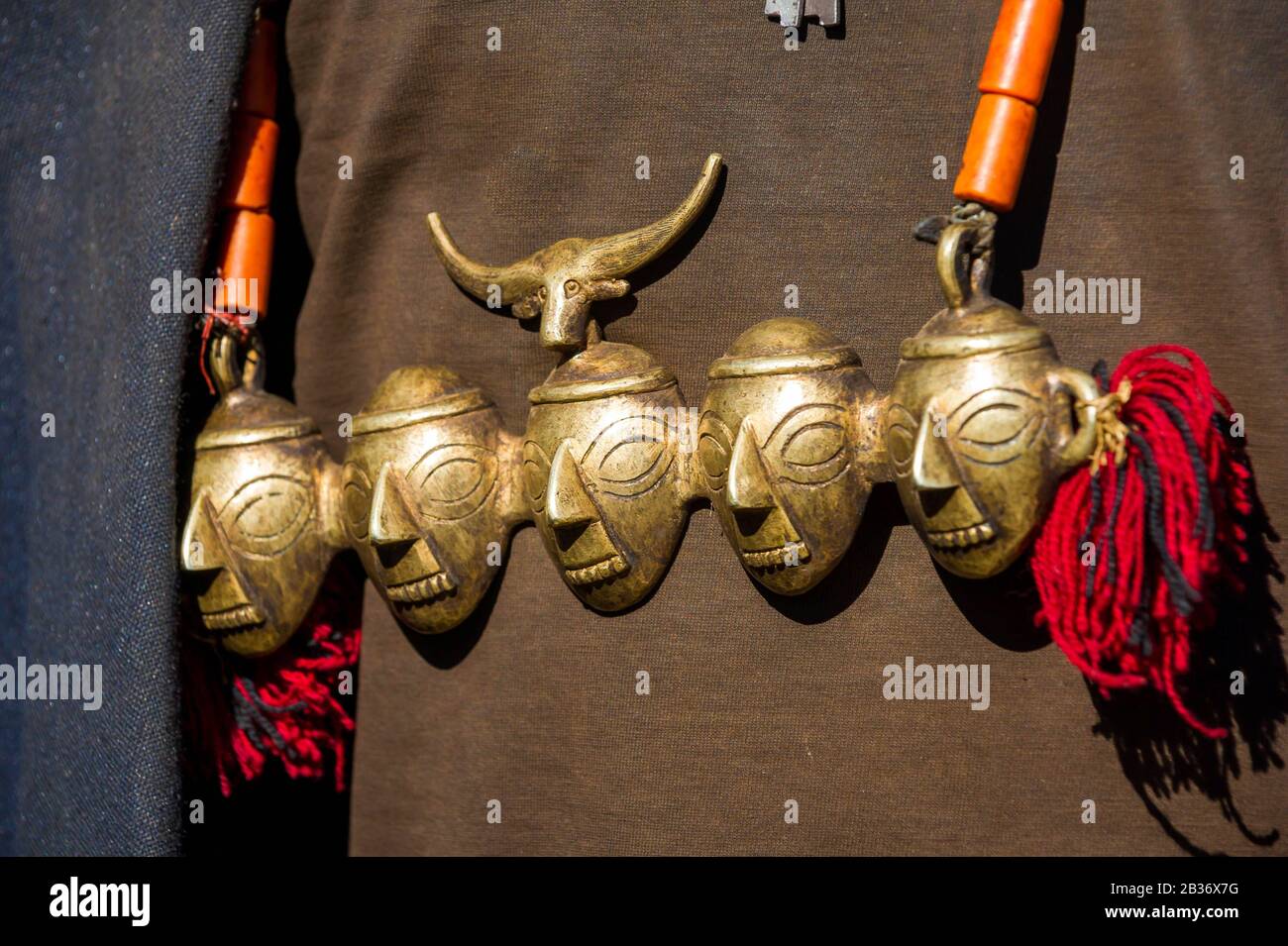 India, Nagaland, Longwa, Konyak tribe, visiting the last tatooed ...