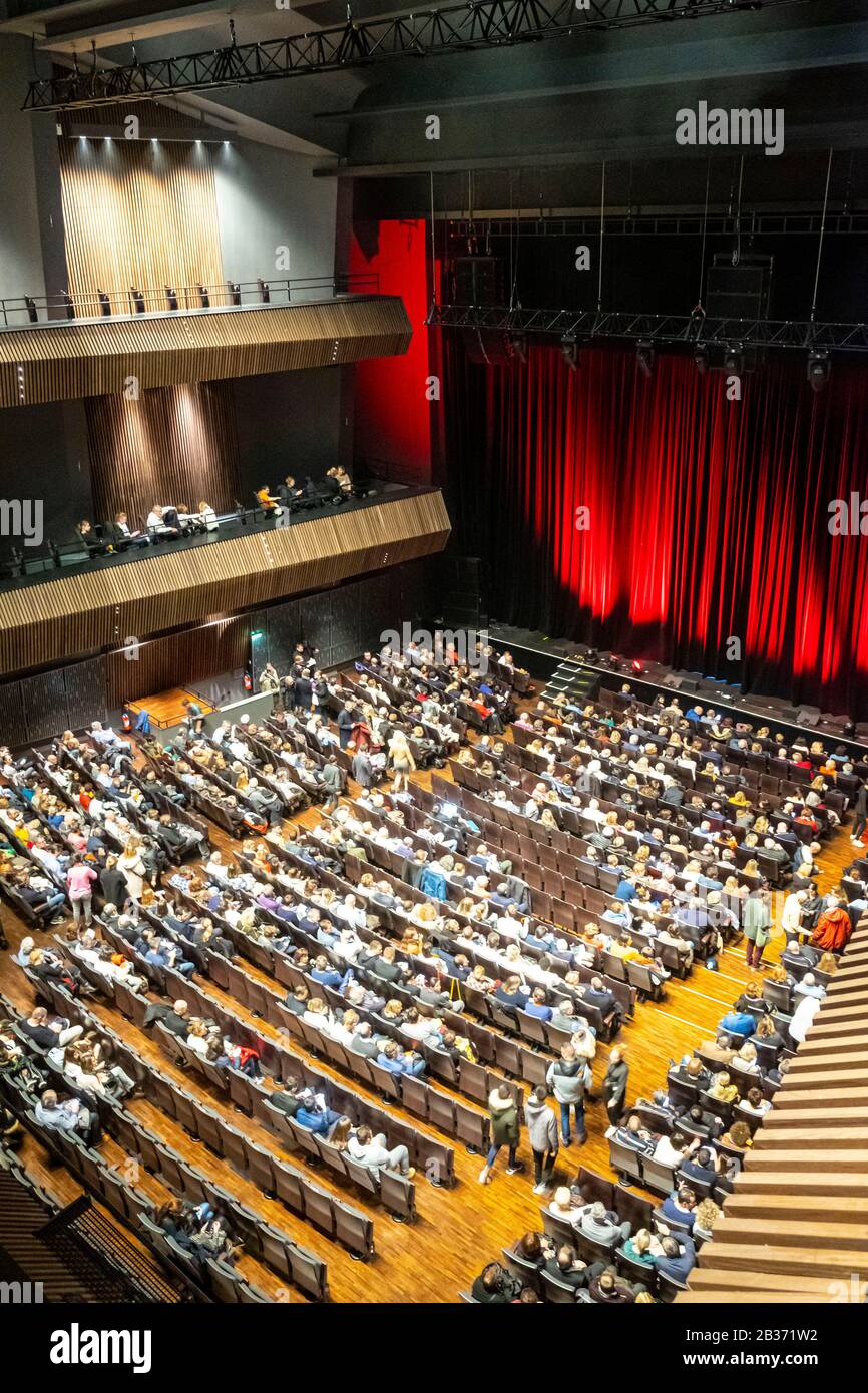 Salle pleyel paris hi-res stock photography and images - Alamy