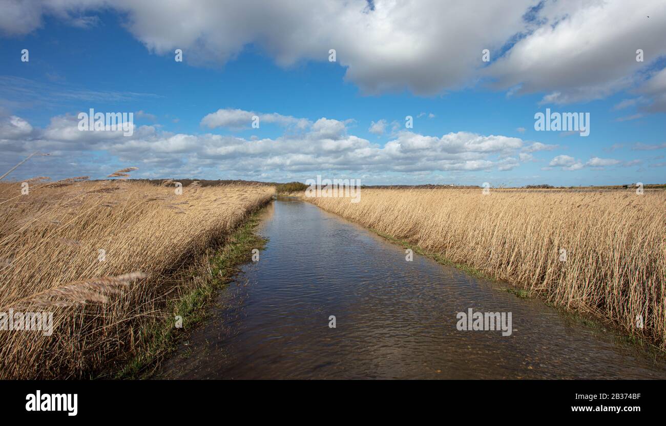 Clouds drifting hi-res stock photography and images - Alamy