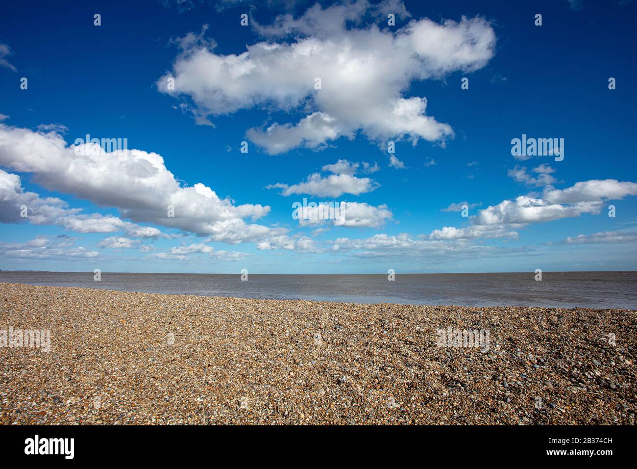 Clouds drifting hi-res stock photography and images - Alamy