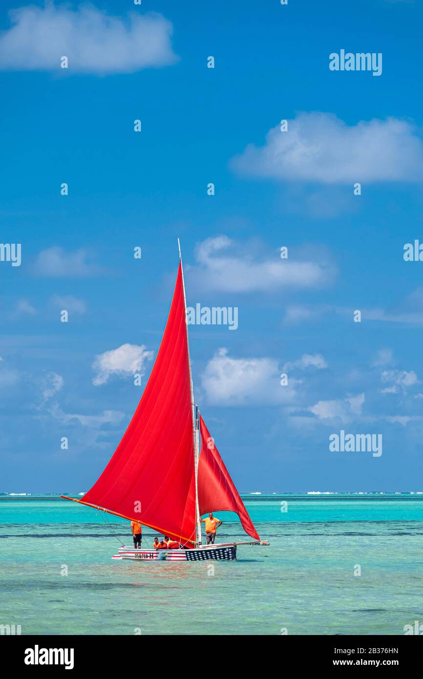 Mauritius, Grand Port district, Mahebourg, regatta of Mauritian ...
