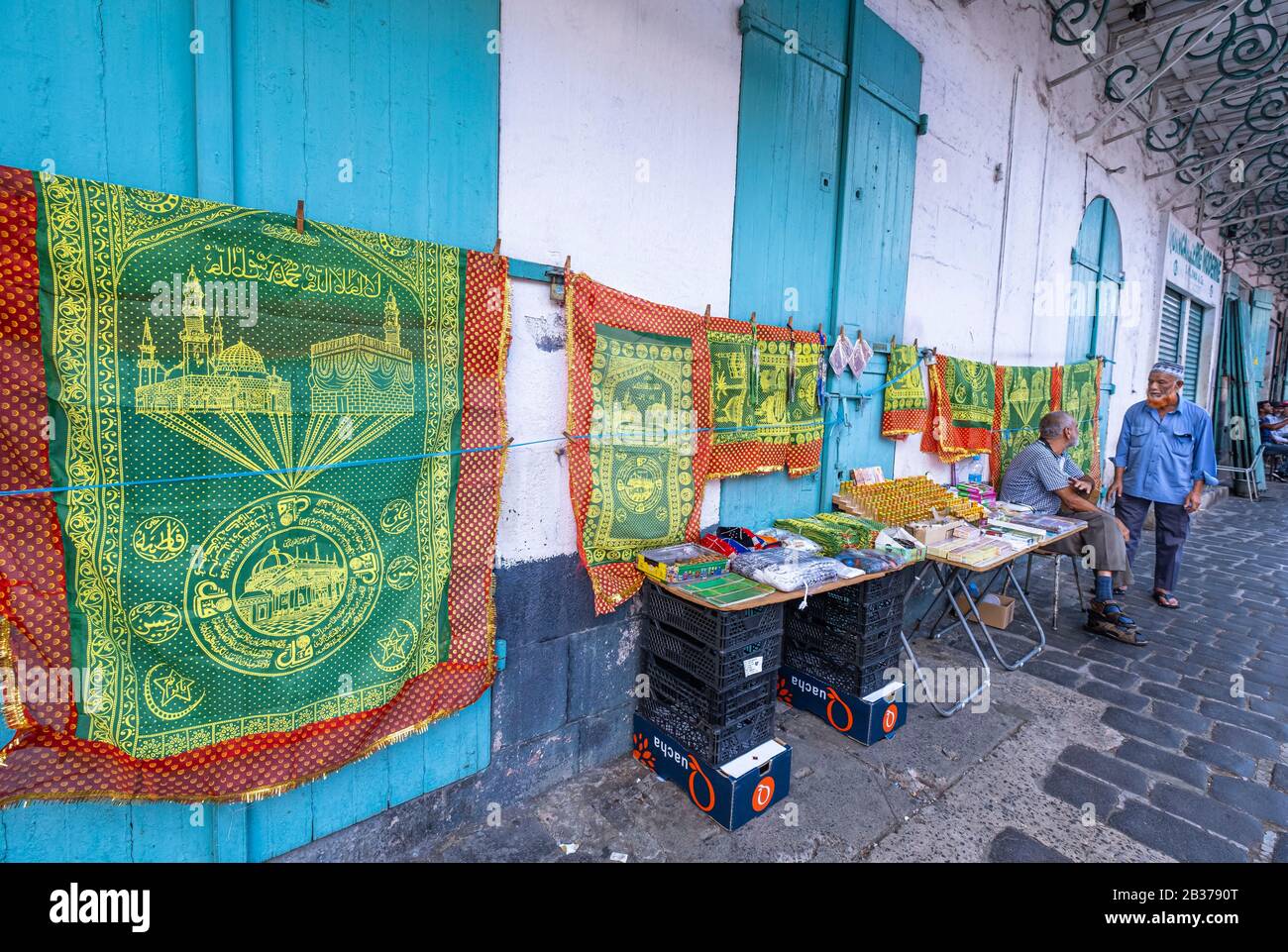 Mauritius, Port-Louis district, Port-Louis, Chinatown, muslim saler ...