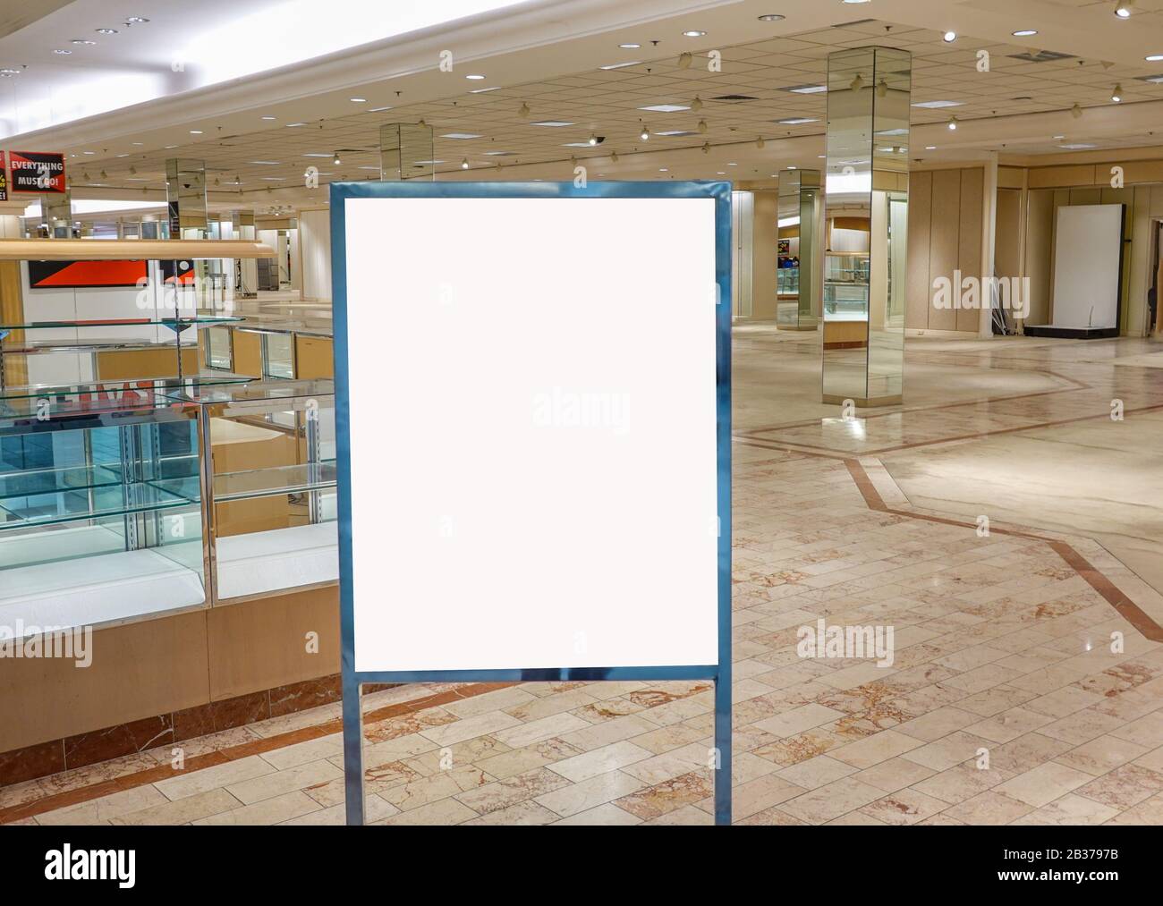 Abandoned Department Store Stock Photos & Abandoned Department Store ...