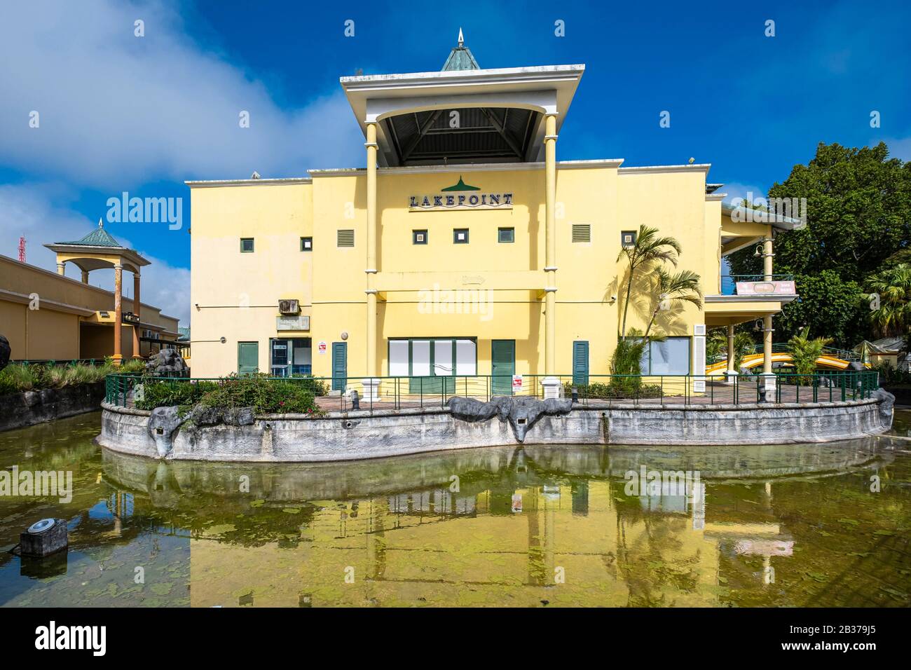 Mauritius, Plaines Wilhems district, Curepipe, Lakepoint shopping ...