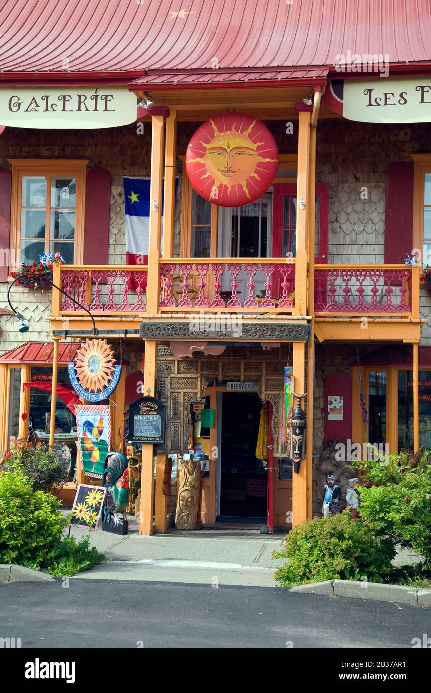 Souvenirs travel tourism canada hi-res stock photography and images - Alamy