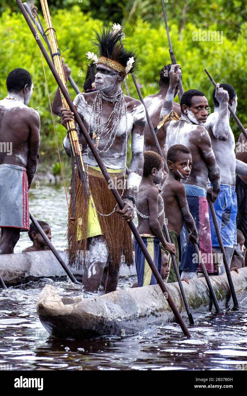 Asmat people river hi-res stock photography and images - Alamy