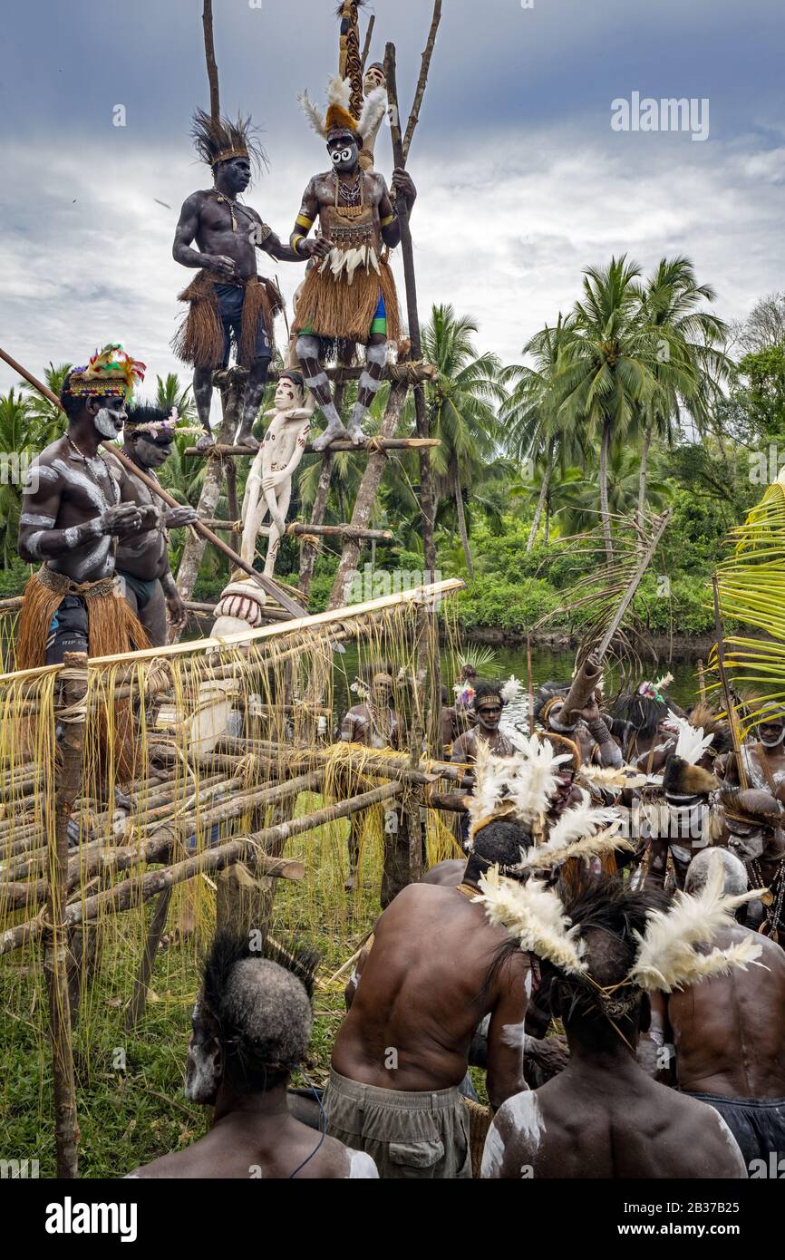 Indonesia, Papua, Asmat district, Per village, pole ceremony Stock ...