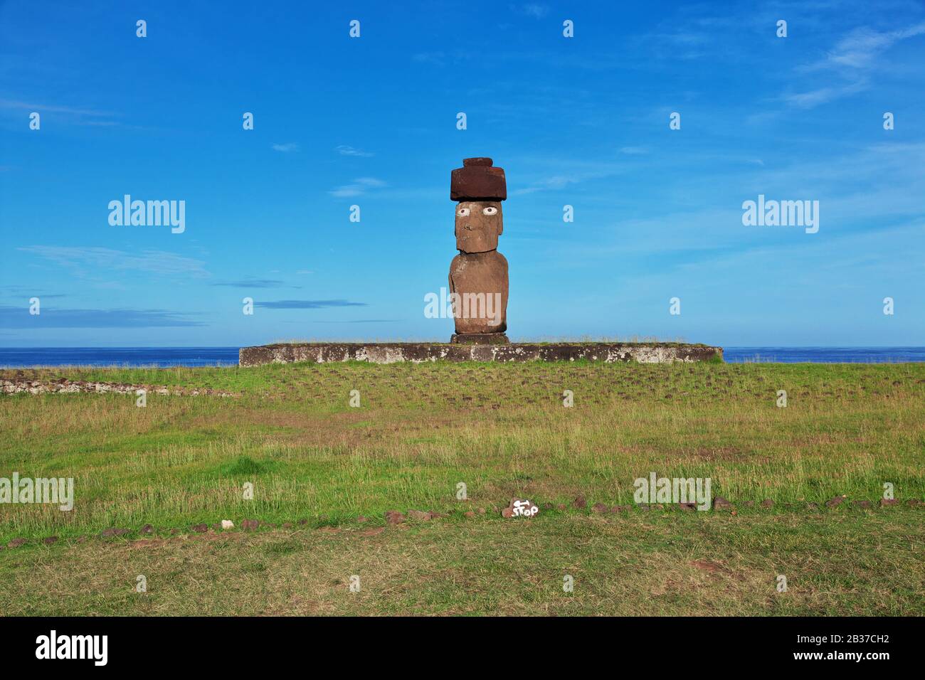Rapa Nui. The statue Moai in Ahu Tahai on Easter Island, Chile Stock ...