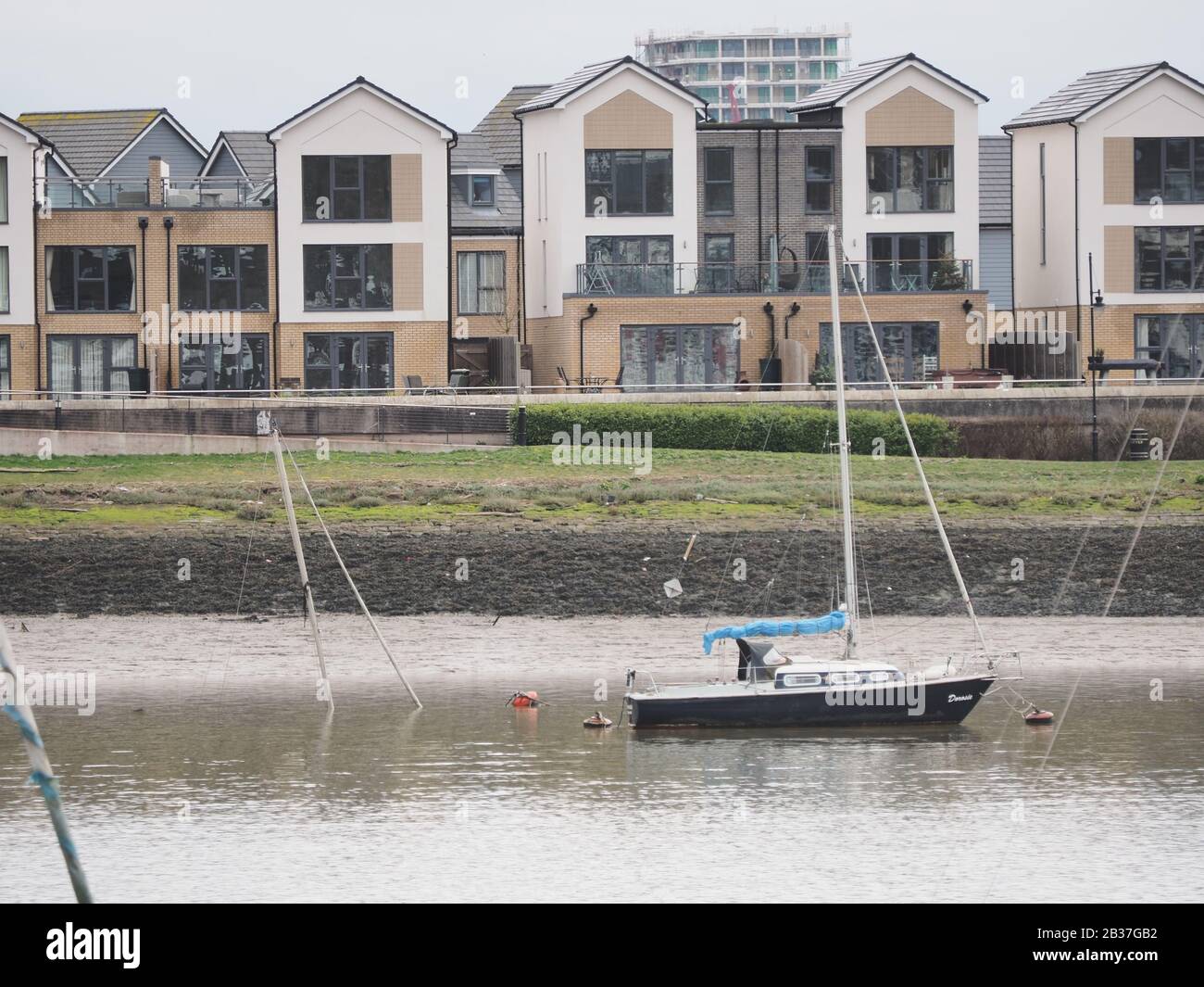 Upnor, Kent, UK. 4th Mar, 2020. UK Weather: rain clouds loom over ...