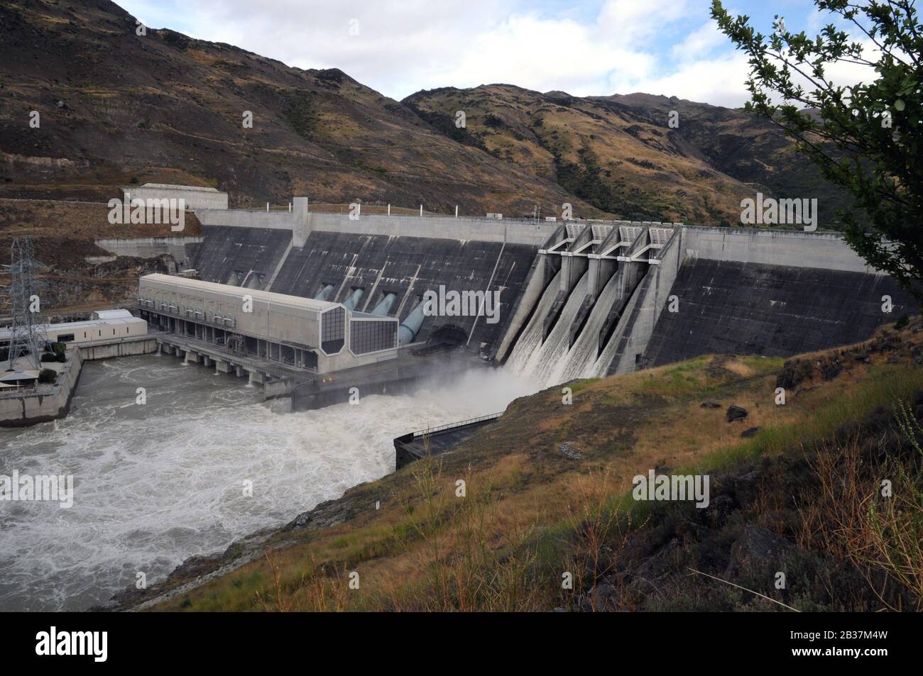 The Clyde Dam, built on the Clutha River near the small town of Clyde ...