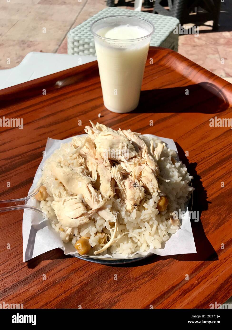 Turkish Street Food Chicken and Rice with Buttermilk Ayran / Tavuk ...