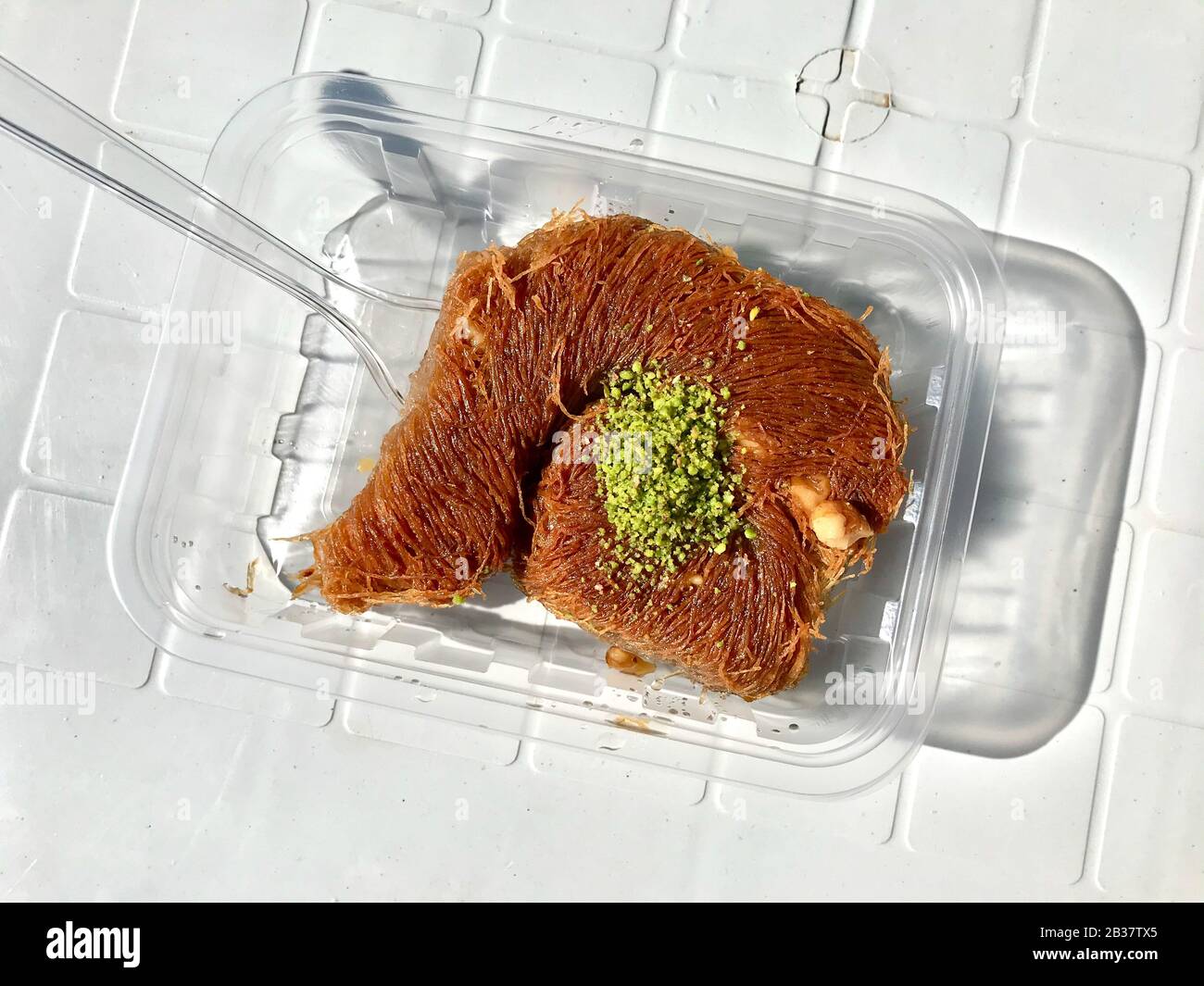 Turkish Street Dessert Burma Kadayif Baklava in Plastic Box Take Away ...