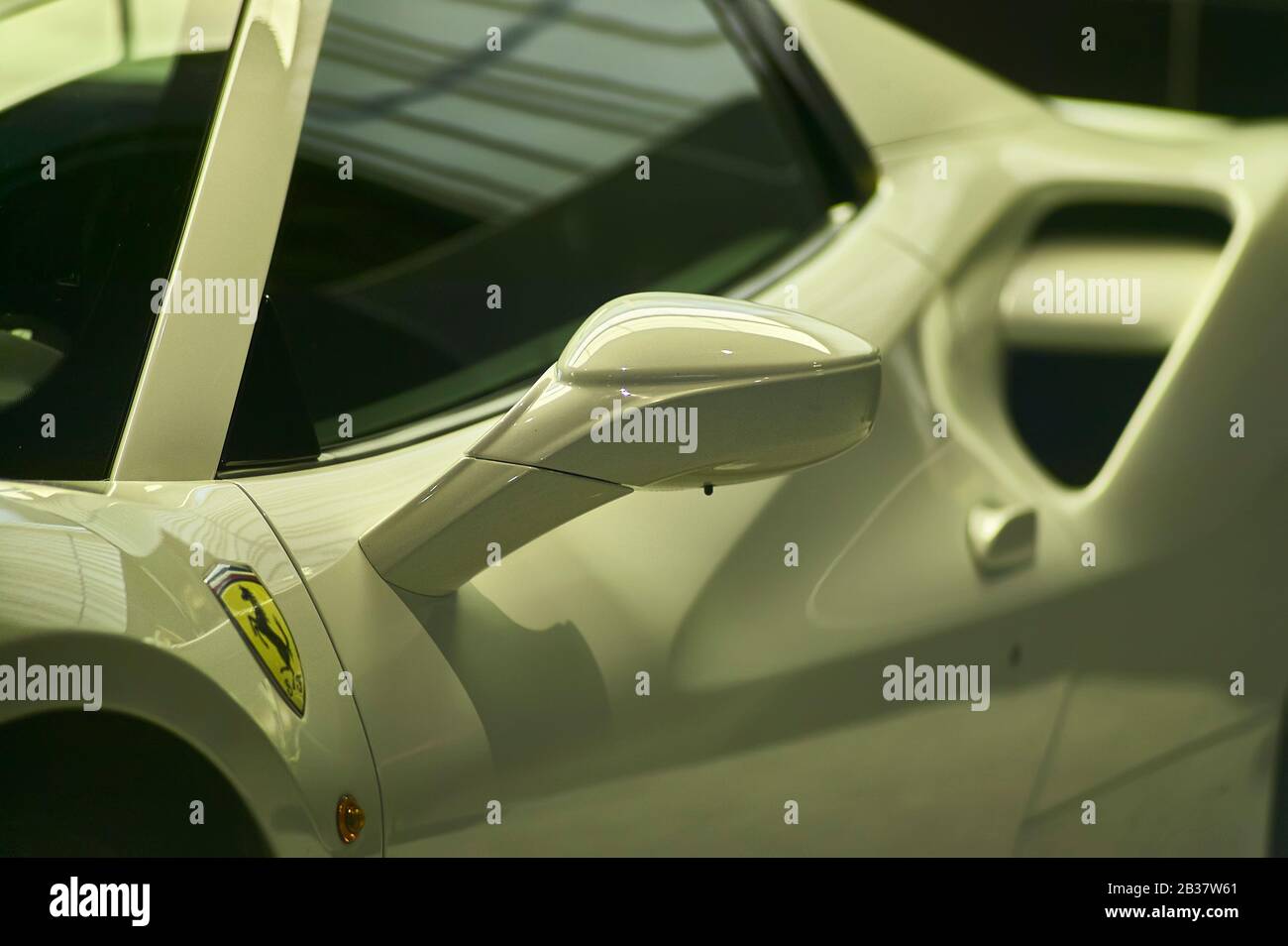 Ferrari car detail 4 Stock Photo - Alamy