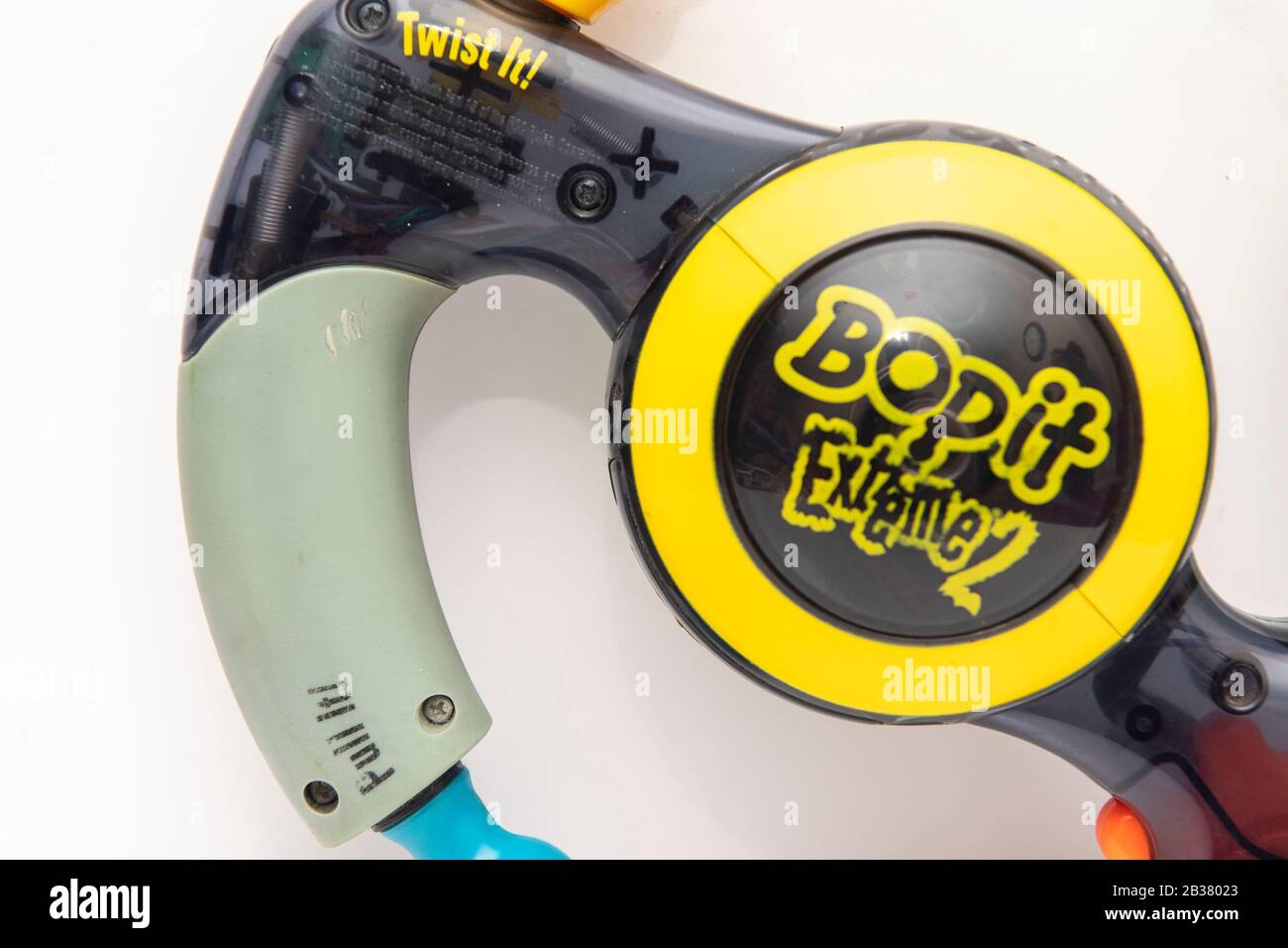 Hasbro Bop It Extreme 2 Handheld Retro Game Stock Photo - Alamy