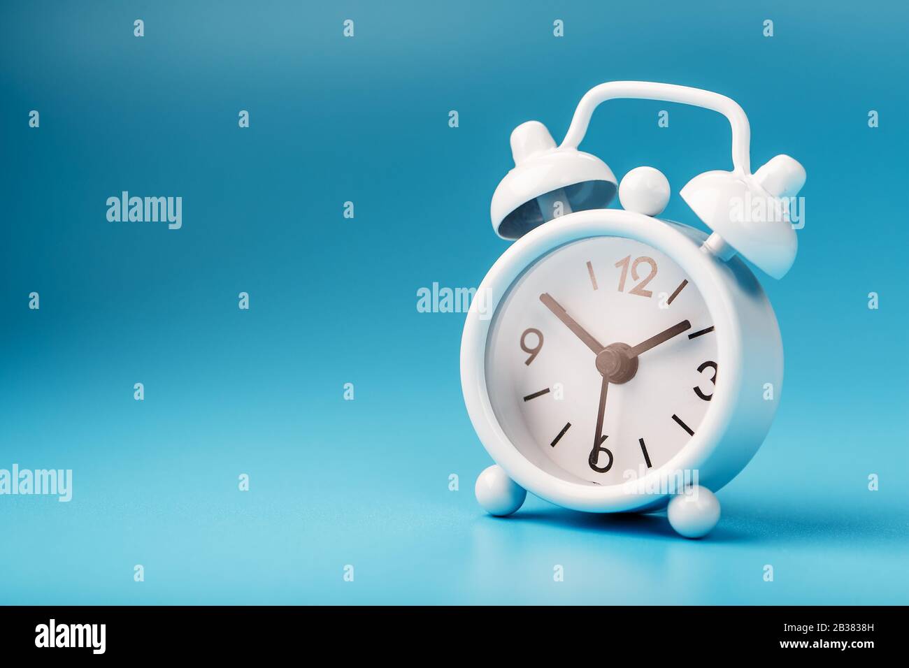 13 hour clock hi-res stock photography and images - Alamy