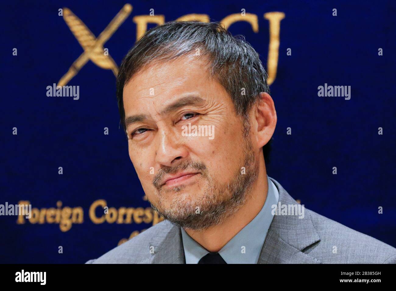 Japanese actor ken watanabe hi-res stock photography and images - Alamy