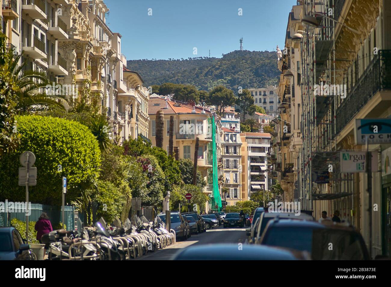Buildings on the streets of Nice 15 Stock Photo - Alamy