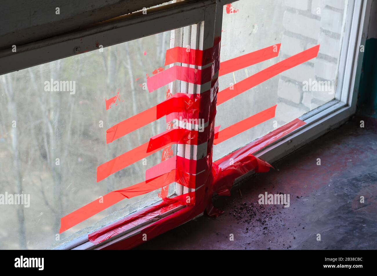 Home windows montage hi-res stock photography and images - Alamy